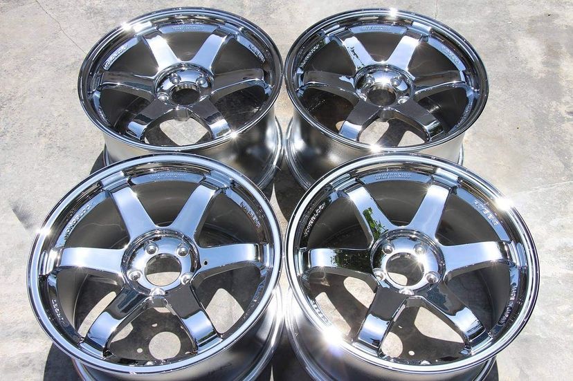 Volk Rays Te37 Chrome | “18x8.5 ET +18 & “18x9.5 ET +23